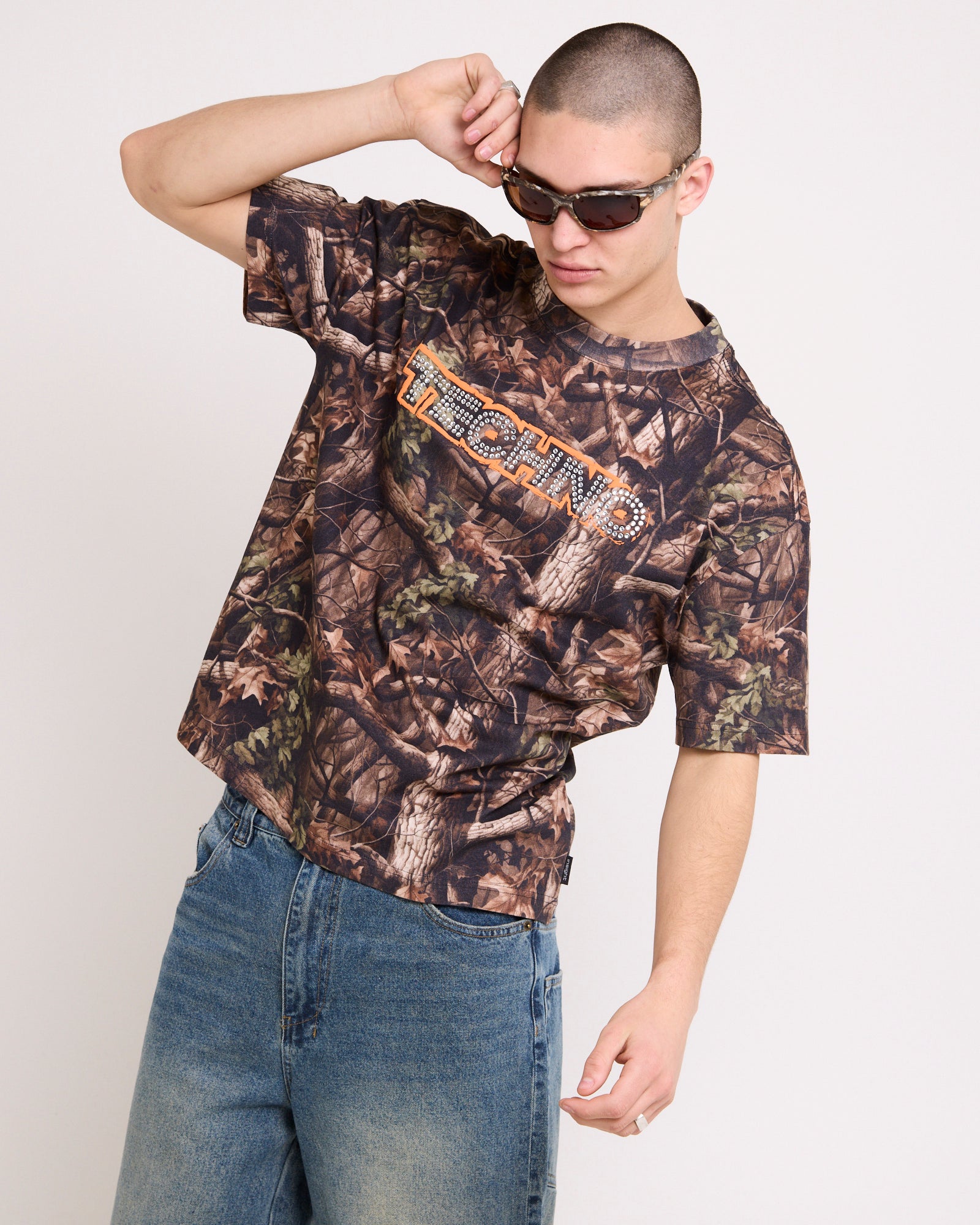 Serving Cropped Camo T-shirt – General Pants Co.